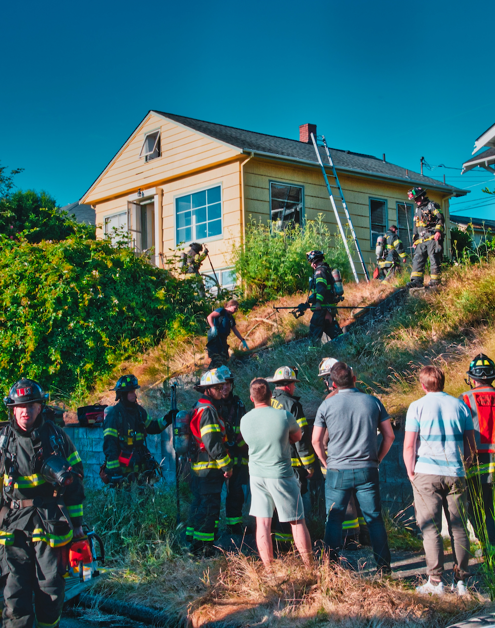 House fire behind West Seattle Junction draws big response | Westside ...